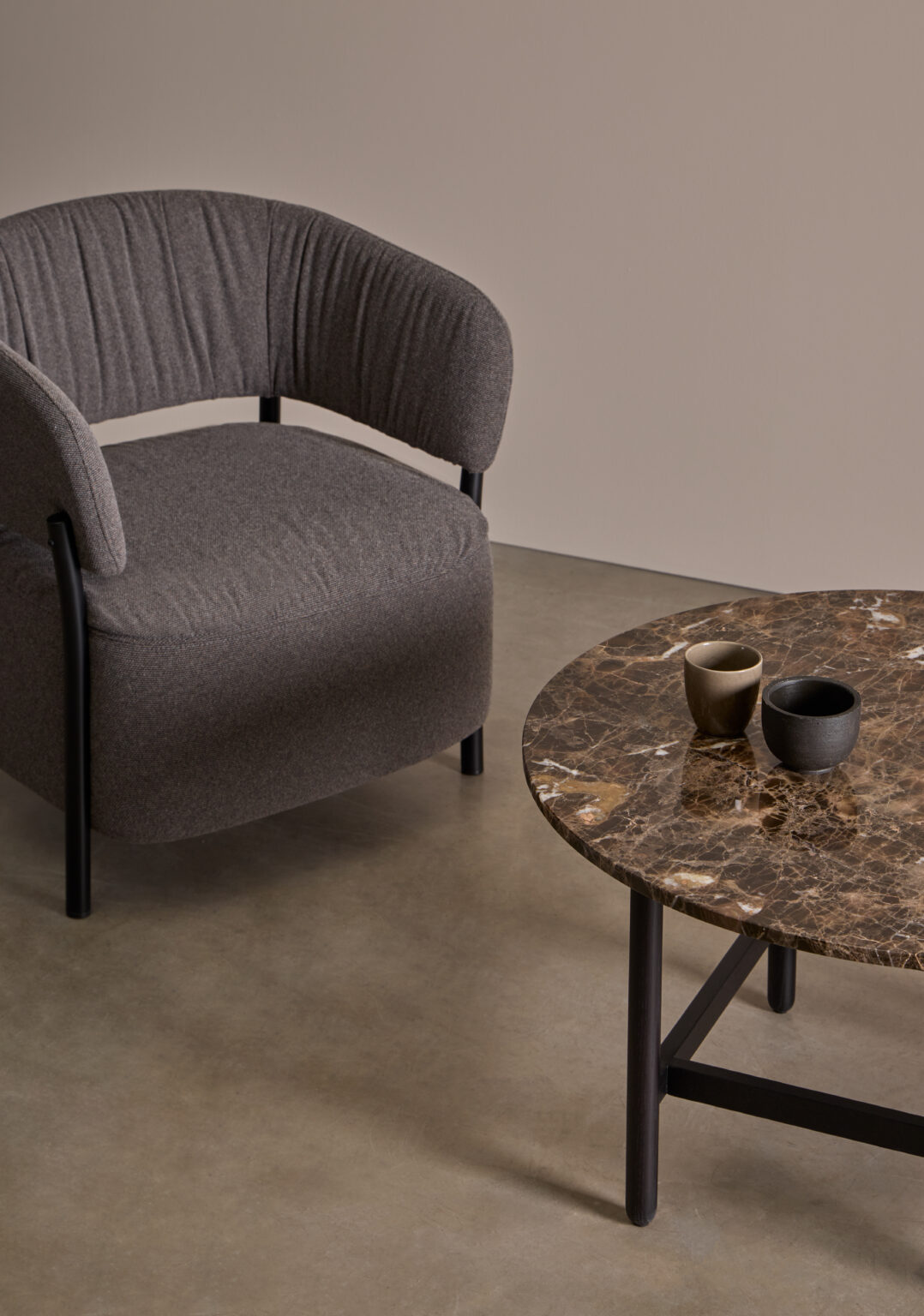 RC Metal Soft Lounge Chair - Blasco&Vila